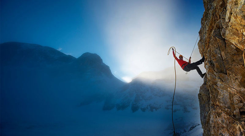 Mountaineering vs. Rock Climbing: The Differences - Climb Daily
